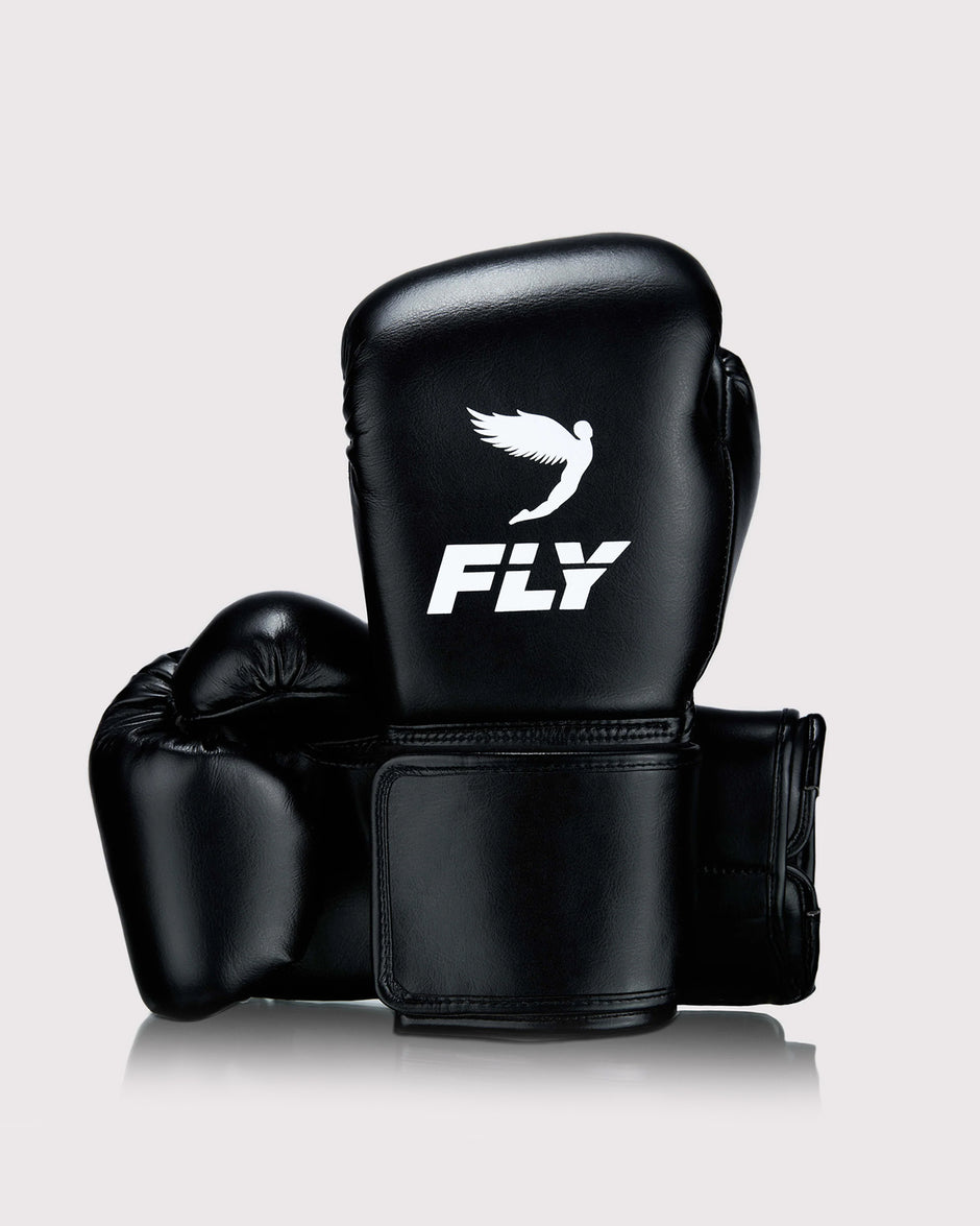 Boxing – Fly
